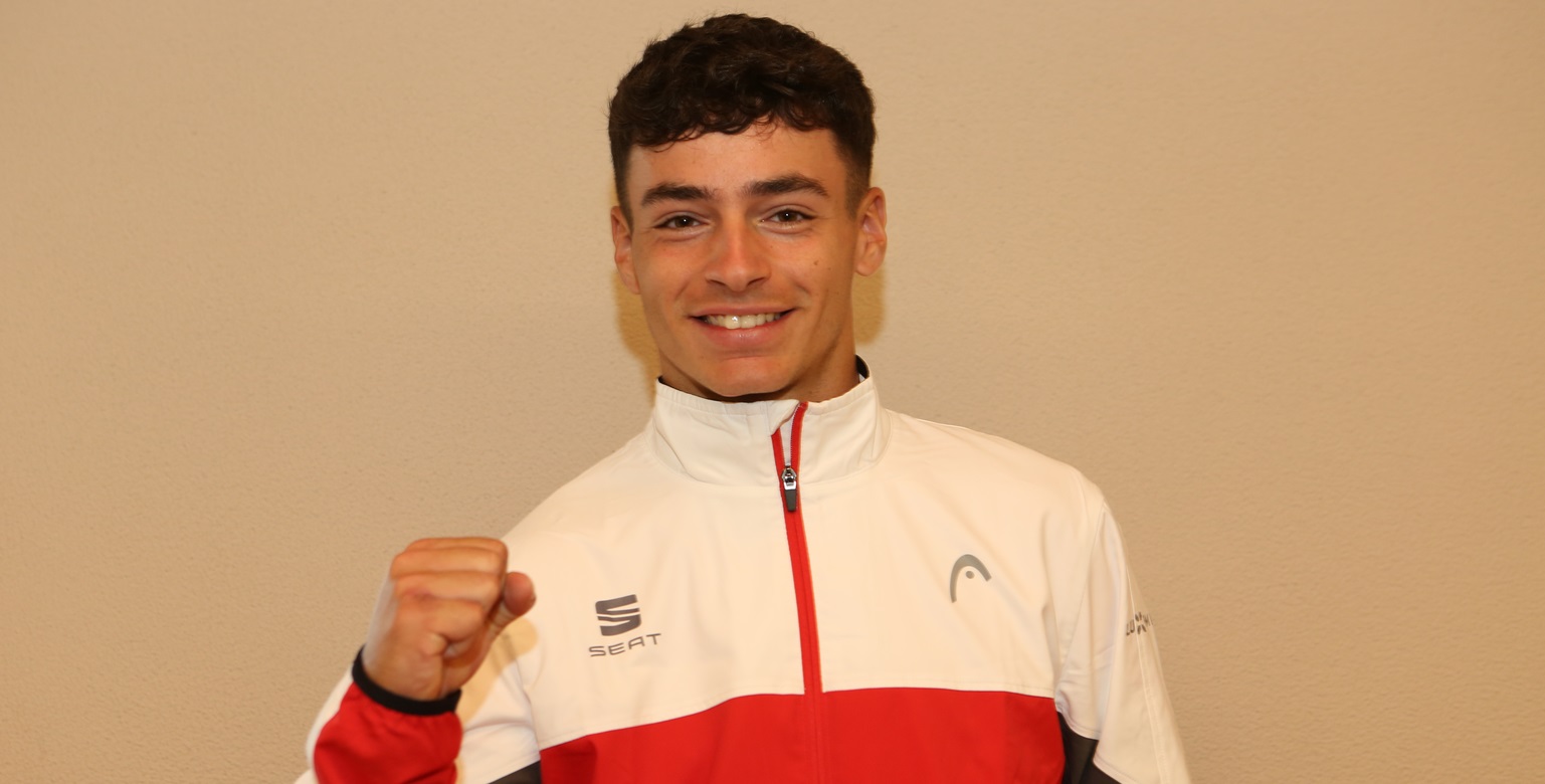 Aaron Gil García, el jugador que le pone el toque hispano al equipo de ...