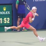 US Open 2024: Iva Jovic, la tenista de 16 años que ganó su primer ...