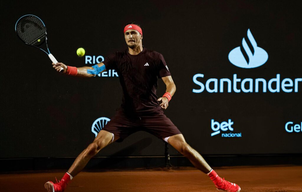 ATP Río 2025: Zverev supera una prueba de fuego ante Shevchenko – Match ...