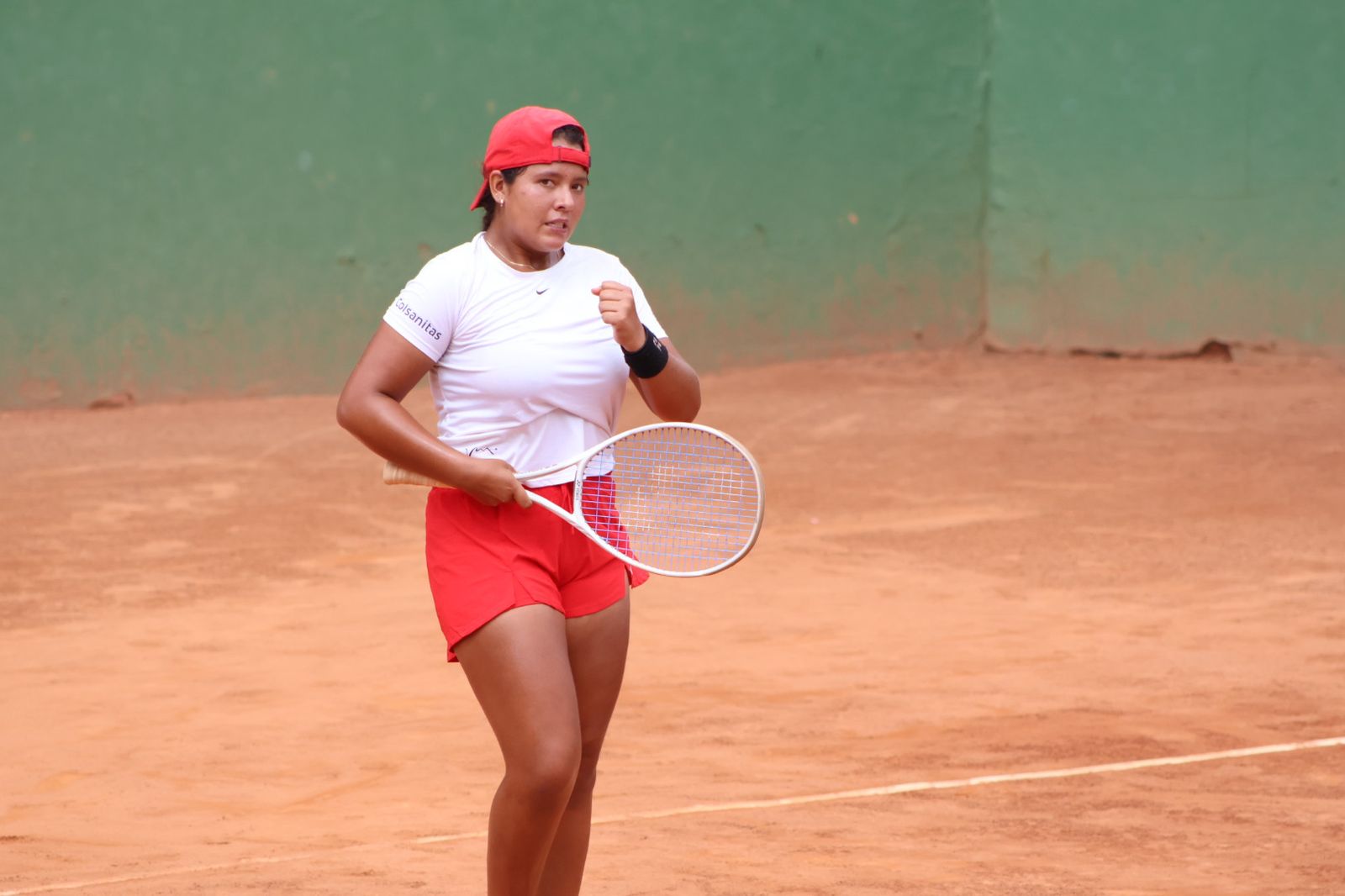 Valentina Mediorreal, única colombiana que sigue en carrera en el ...