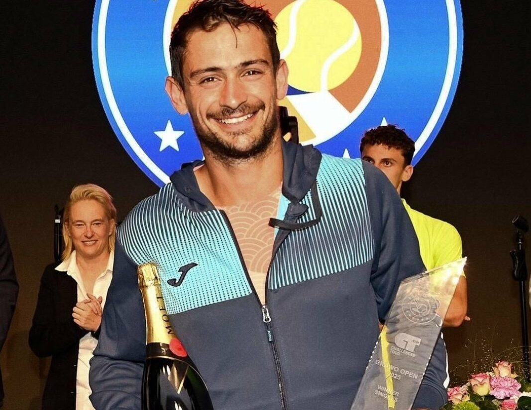 Mariano Navone levanta su primer trofeo del 2025 en el Challenger de ...