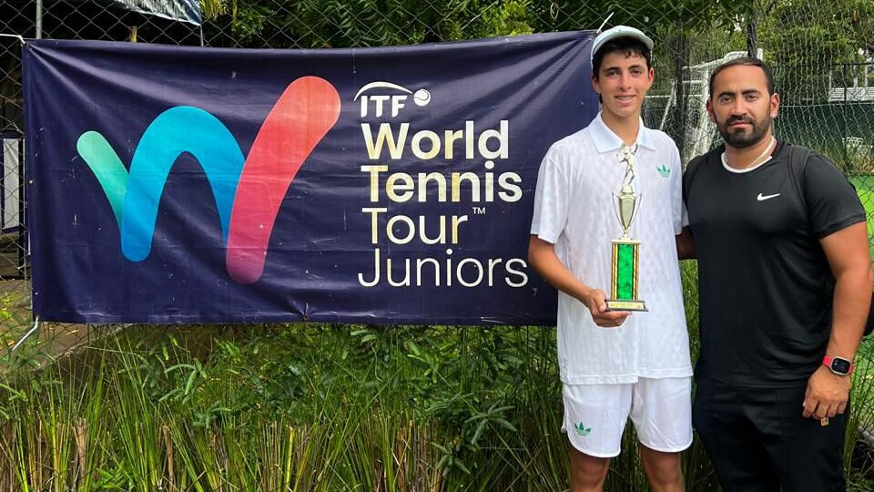 Alejandro Torres conquista su primer titulo junior en el ITF J30 Managua
